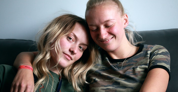 How To Help A Friend Struggling With Their Mental Health ...